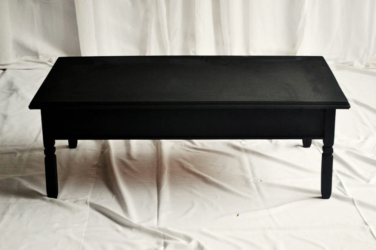 Mesa de Centro Manu Preta – Lounges & Cia